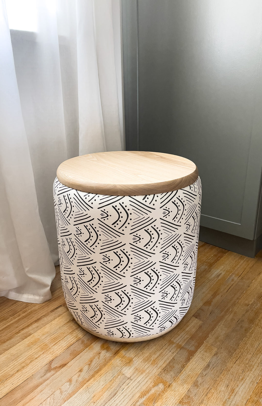 Drum Stools – Indigo Arrows